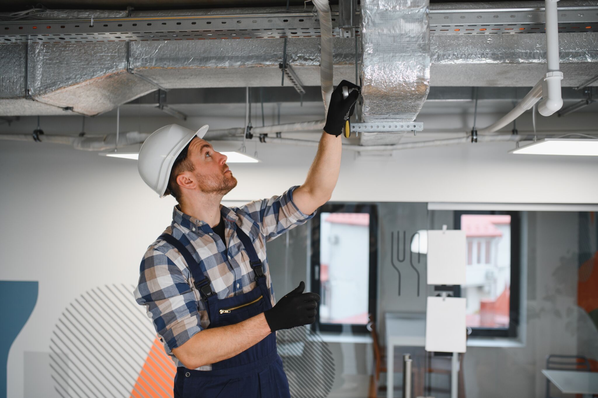 Incorrect Moving and Handling | Injuries, usage, & prevention